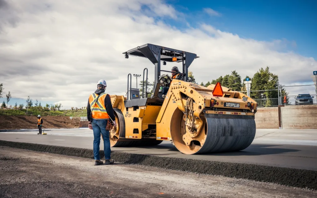Béton Provincial Béton compacté au rouleau (BCR) pour les installations ...