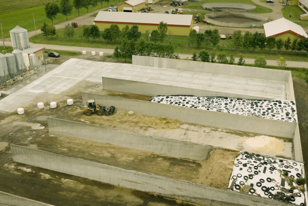 Béton Provincial Béton compacté au rouleau (BCR) pour les installations ...