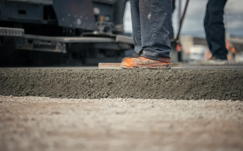 Béton Provincial Béton compacté au rouleau (BCR) pour les installations ...